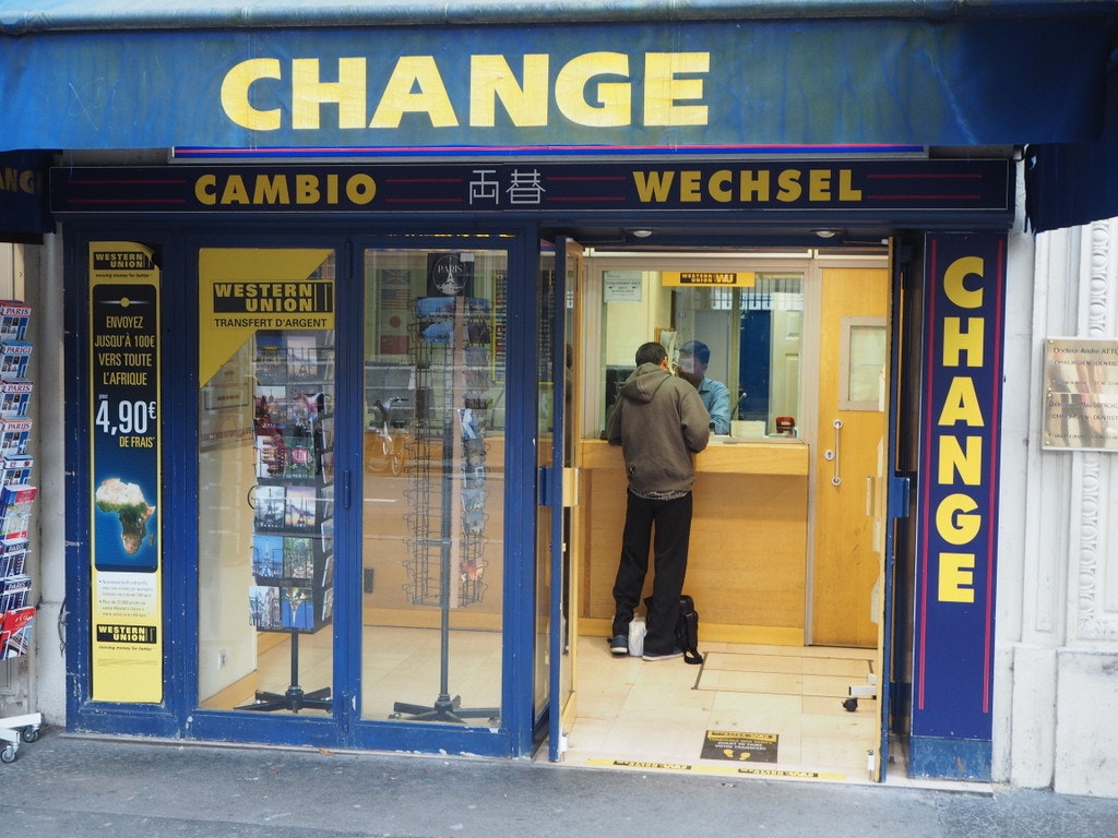 Western Union Competitors: Find Alternatives to Xoom in 2022